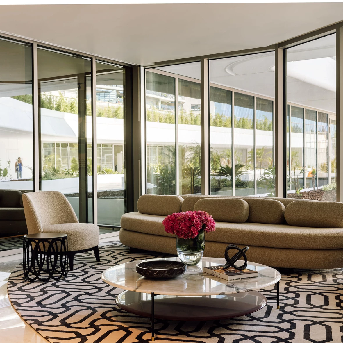 Lisbon Real Estate: Infinity Tower | Vanguard Properties