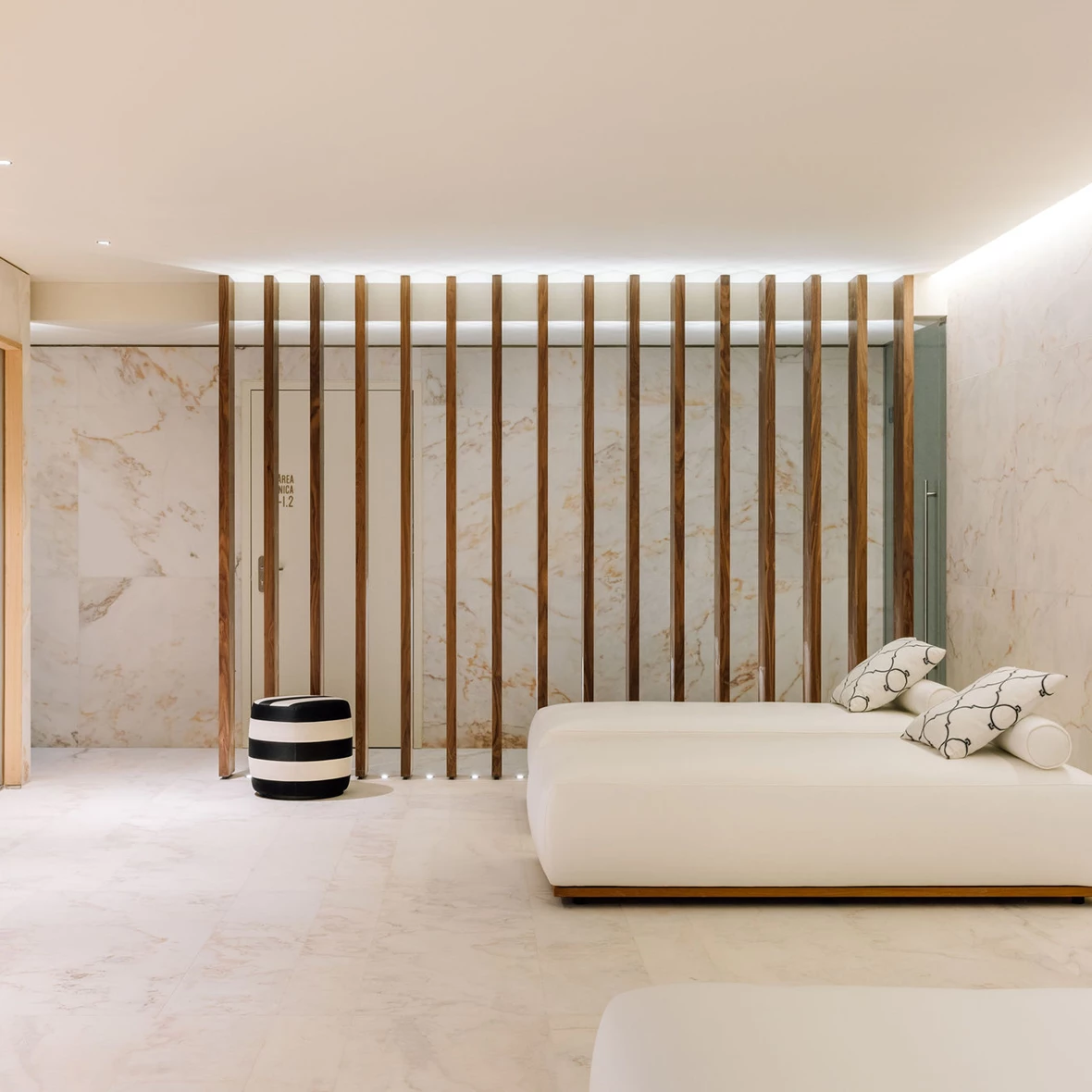 Lisbon Real Estate: Infinity Tower | Vanguard Properties