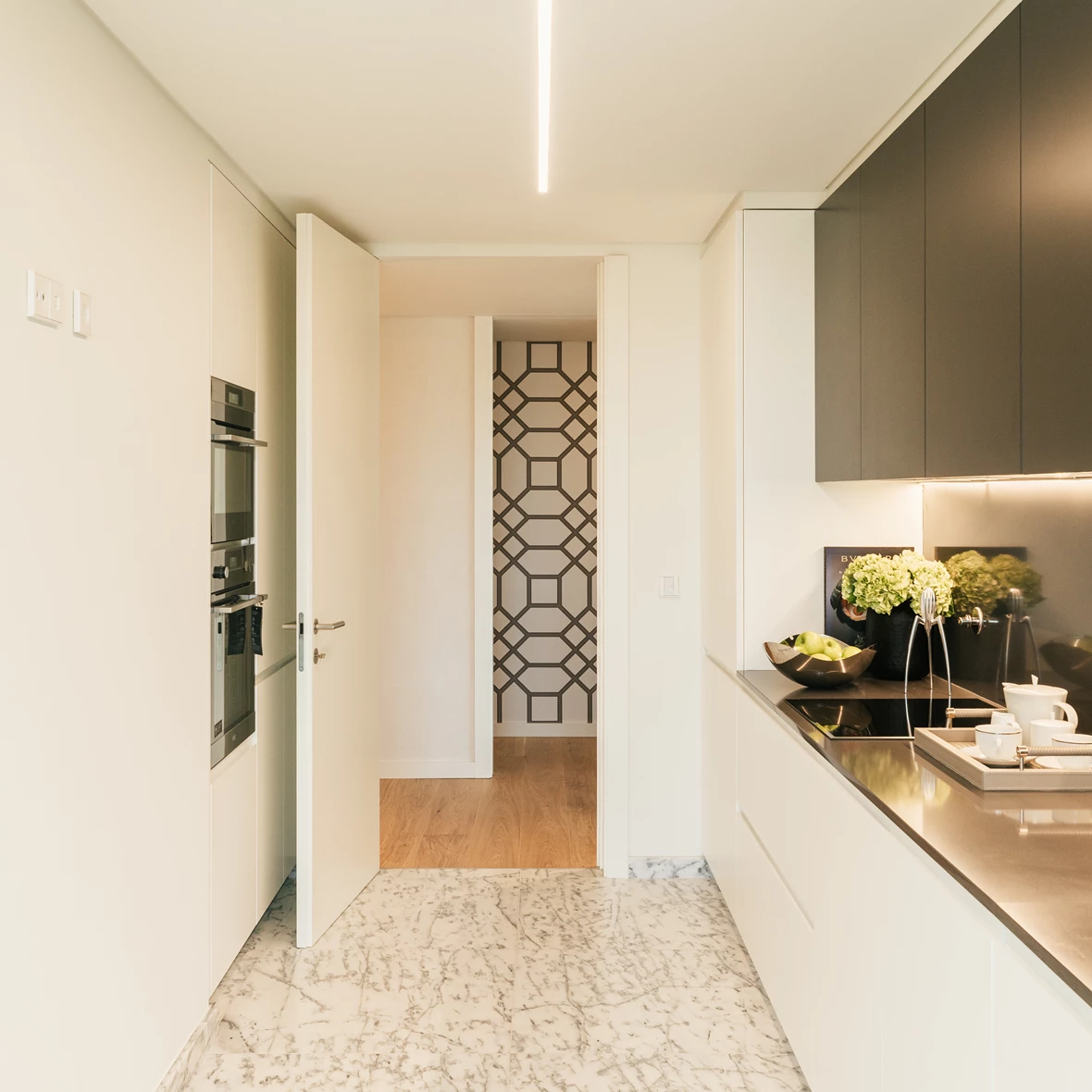 Lisbon Real Estate: Infinity Tower | Vanguard Properties